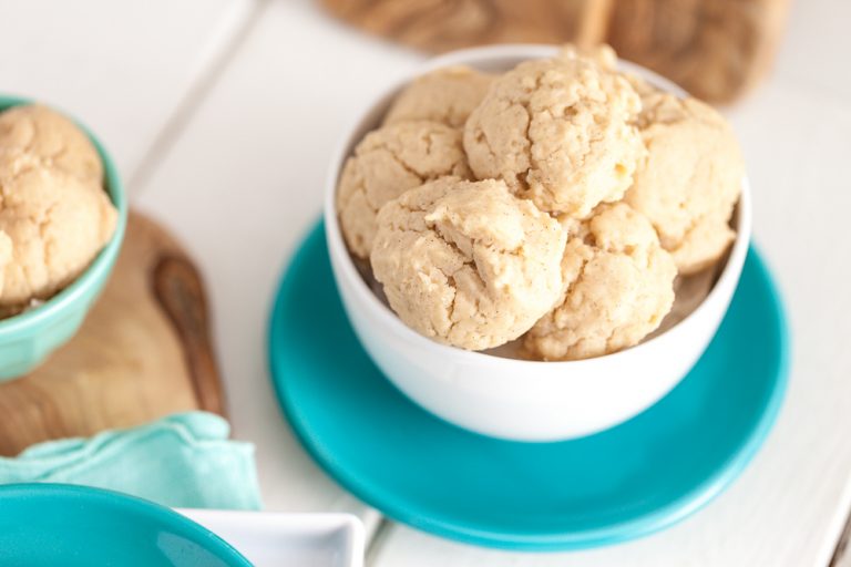 Puffy Vanilla Cookies