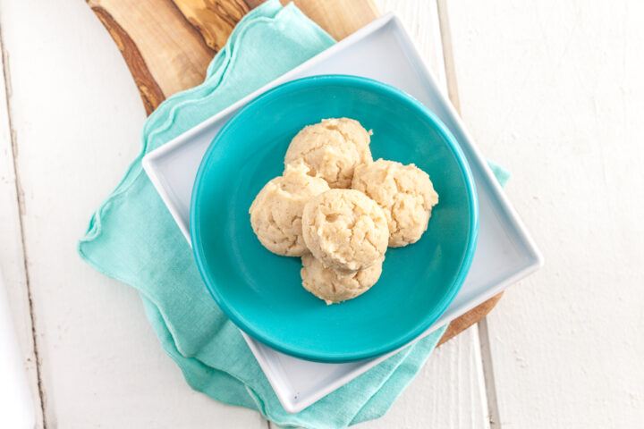 Puffy Vanilla Cookies